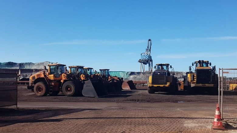 Acties dreigen bij overslagbedrijf EECV - FNV Acties dreigen bij overslagbedrijf EECV - FNV