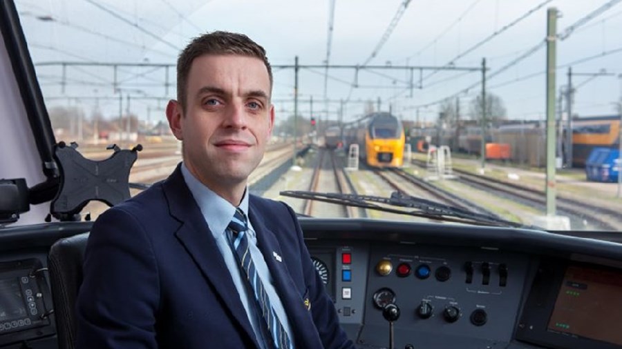 Eerder stoppen bij zwaar werk in de sector Spoor - FNV