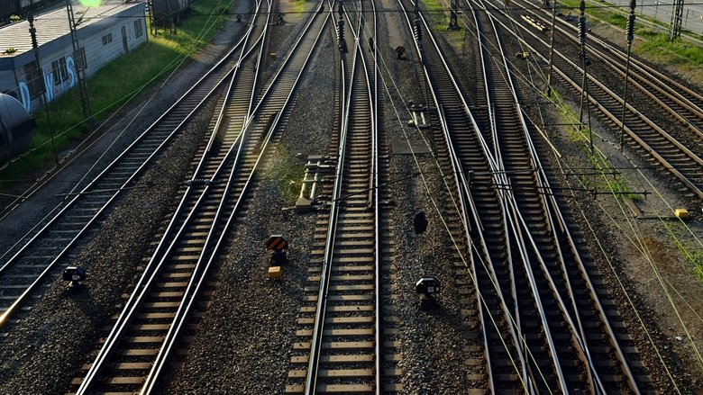 Leden wijzen cao ProRail af en sluiten acties niet uit - FNV